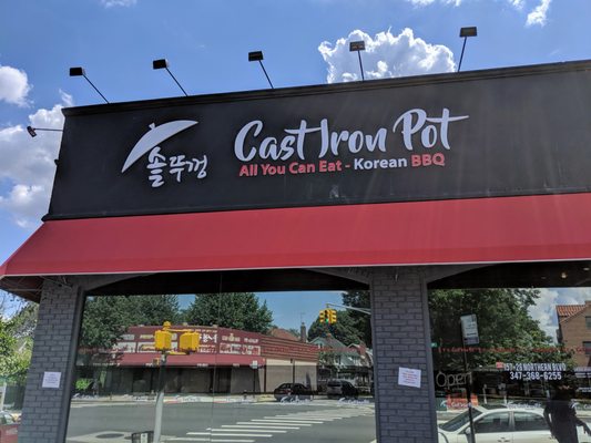 Take Out Menu – Cast iron pot